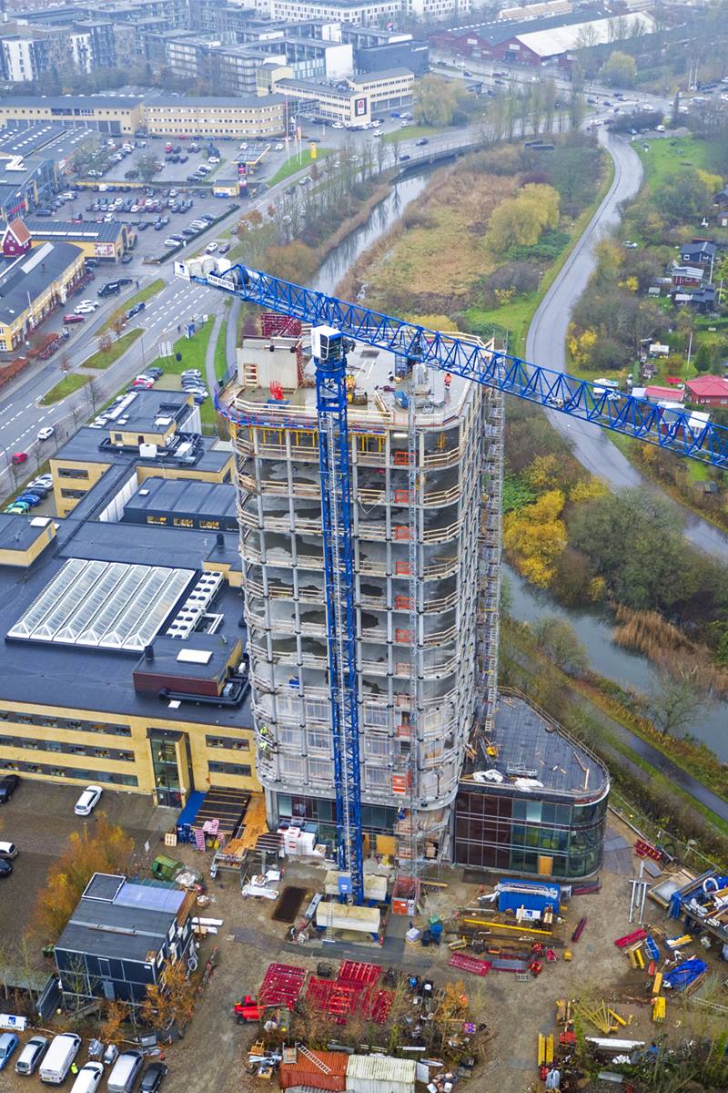 Per Aarsleff A/S - 58 meter højt råhus til Systematic-kontor